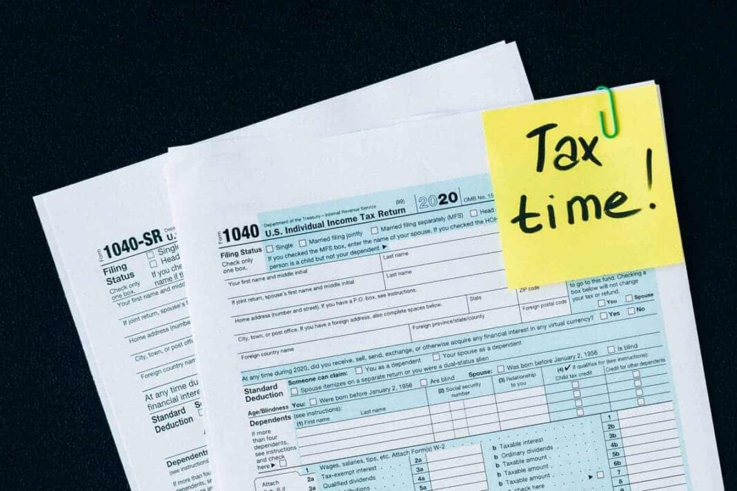 7 Things To Know About Filing Your Taxes For The First Time